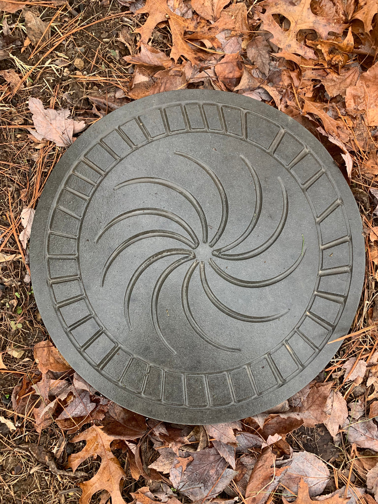 Mystic Wheel Stepping Stone – Tranquil Gardener